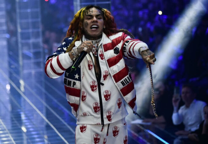 6ix9ine Net Worth, Bio, Career, Facts, Record Deals, Family, Age, Height