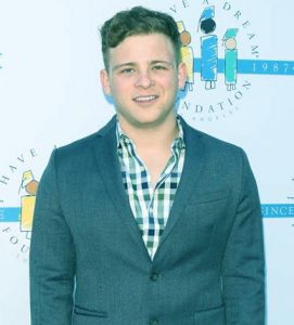 Jonathan Lipnicki Net Worth 2024, Age, Height, Wife, Movies | Bio-Wiki