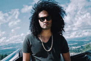 Manwell Reyes Bio, Net Worth, Career, Age, Height | Wife Anjelah Johnson