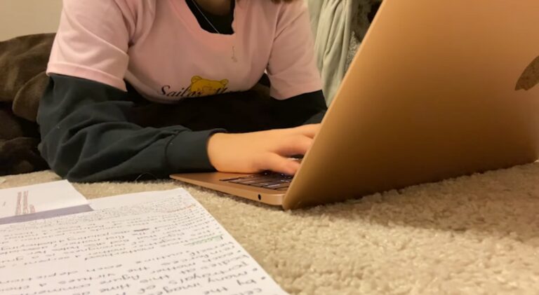 Top Essay Writing Tools for Tech-Savvy Students - Overlook Press