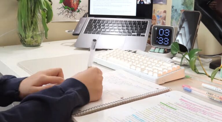 The Art of Note-Taking: Strategies for Capturing and Retaining ...